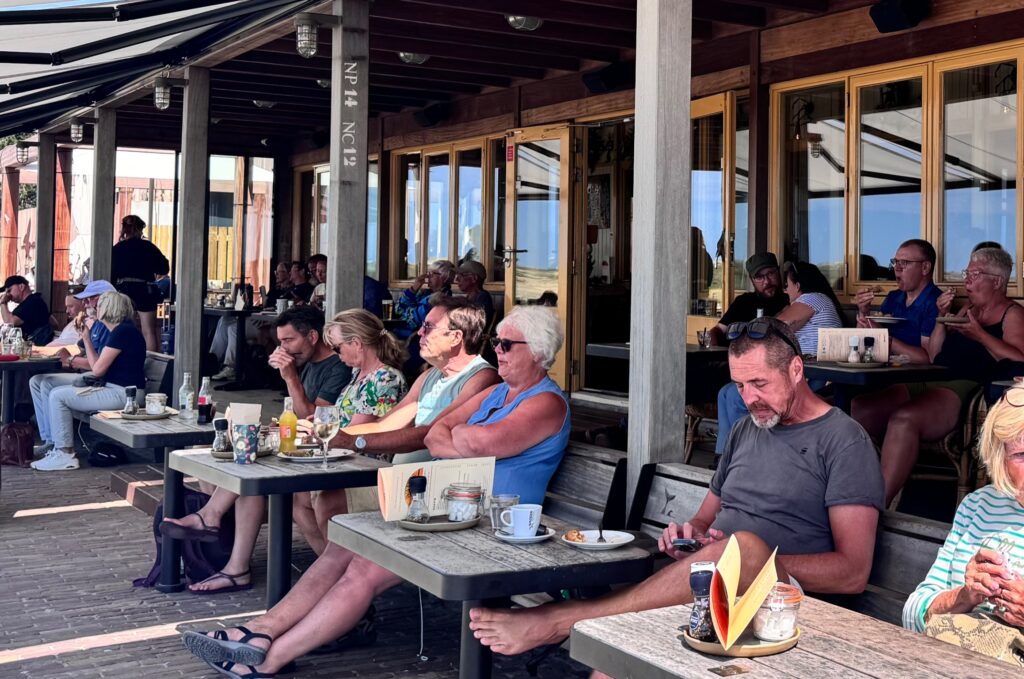 Radboud Outdoor – Ambachtelijke buitenmeubels op maat